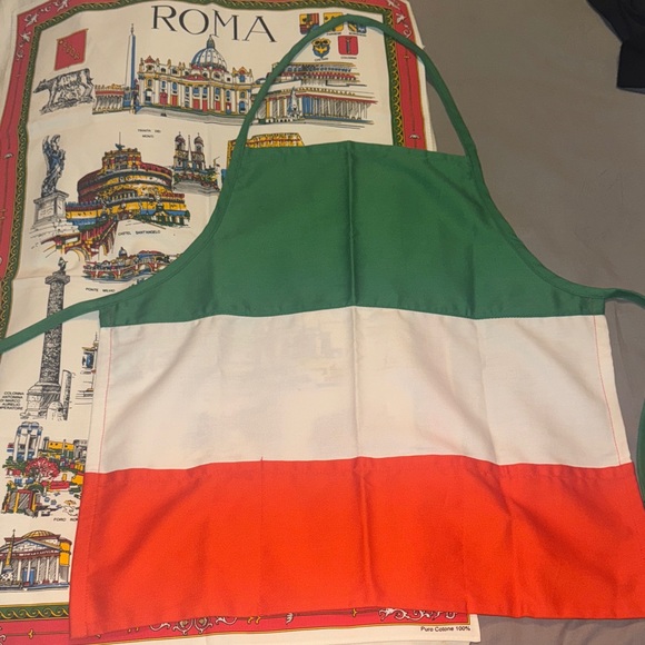 Kitchen | Italian Flag Apron | Poshmark
